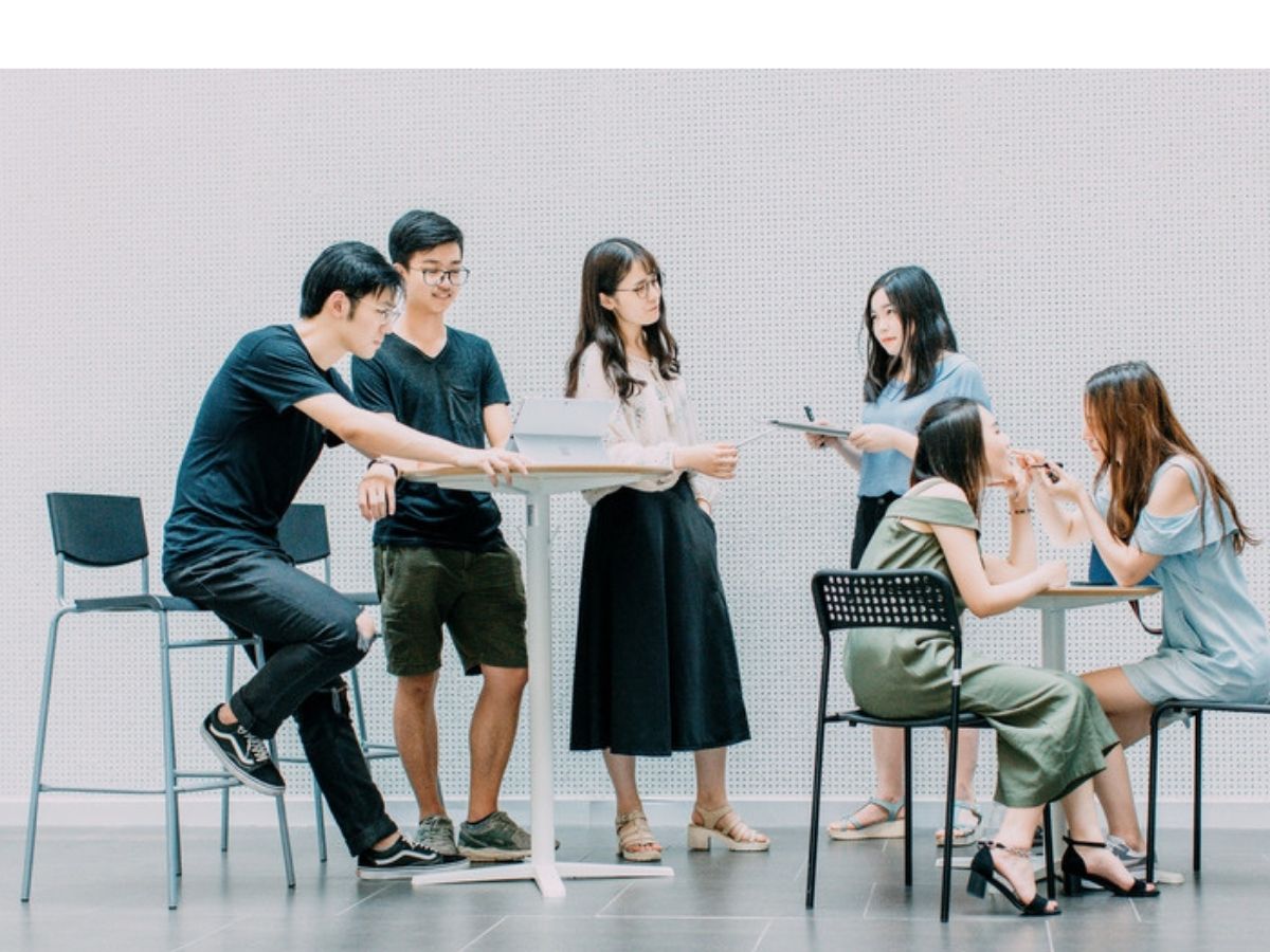 Radical Transparencyとは？企業に信頼と変革をもたらす「徹底的な透明性」